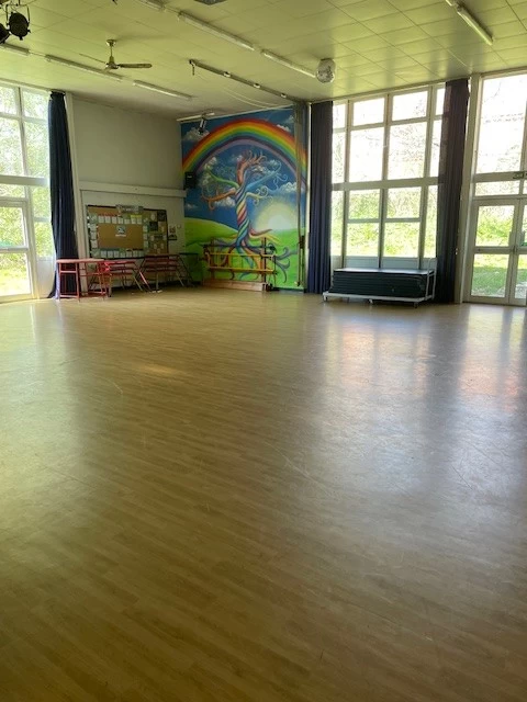 Boxmoor Primary School Hall Hertfordshire, England For Hire